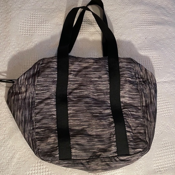 H&M | Bags | Hm Light Travel Bag | Poshmark
